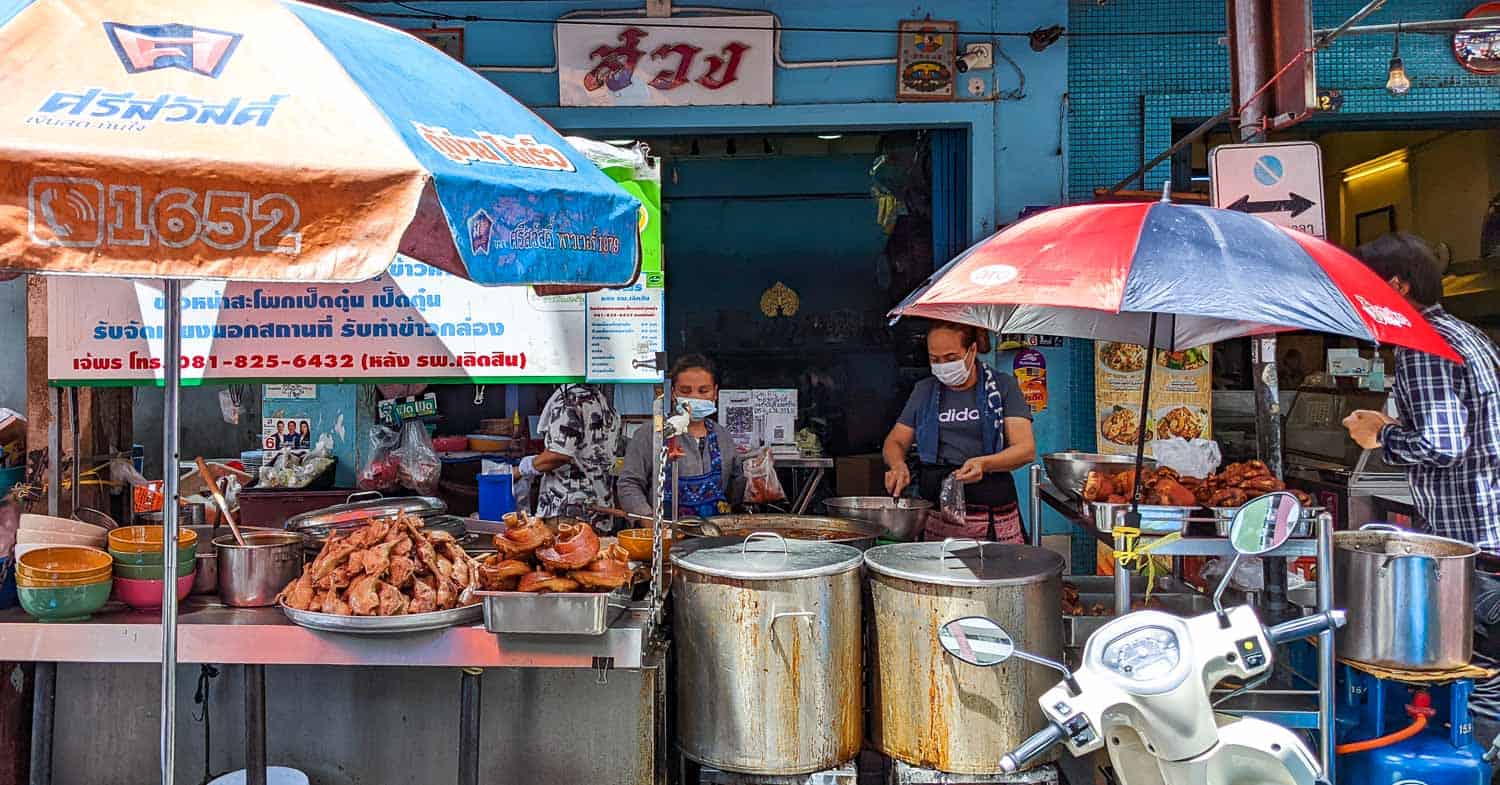 24 of the Best Thai Street Foods in Bangkok, Thailand